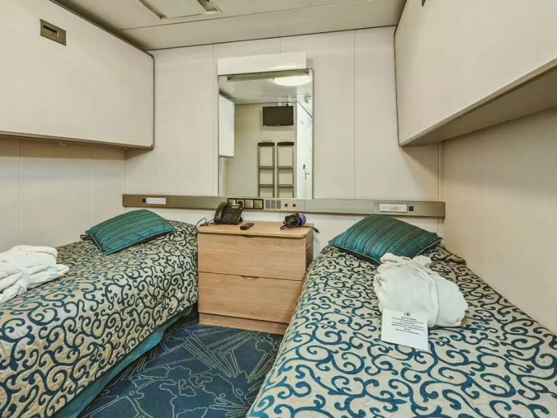 Book Ocean Endeavour Cruise Ship - Photos, Deck Plans & Itineraries by ...