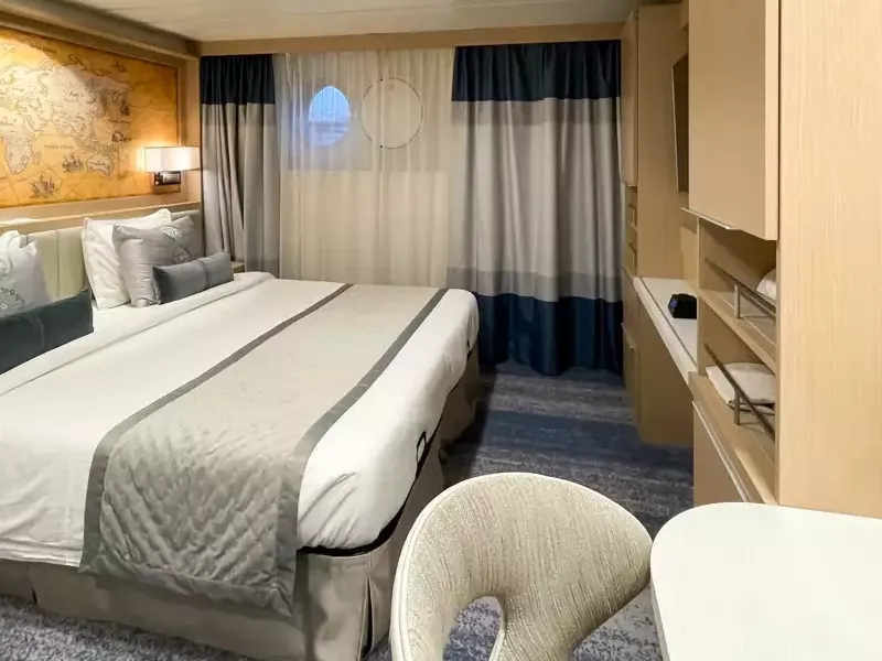 Book Ocean Explorer Cruise Ship - Photos, Deck Plans & Itineraries by ...